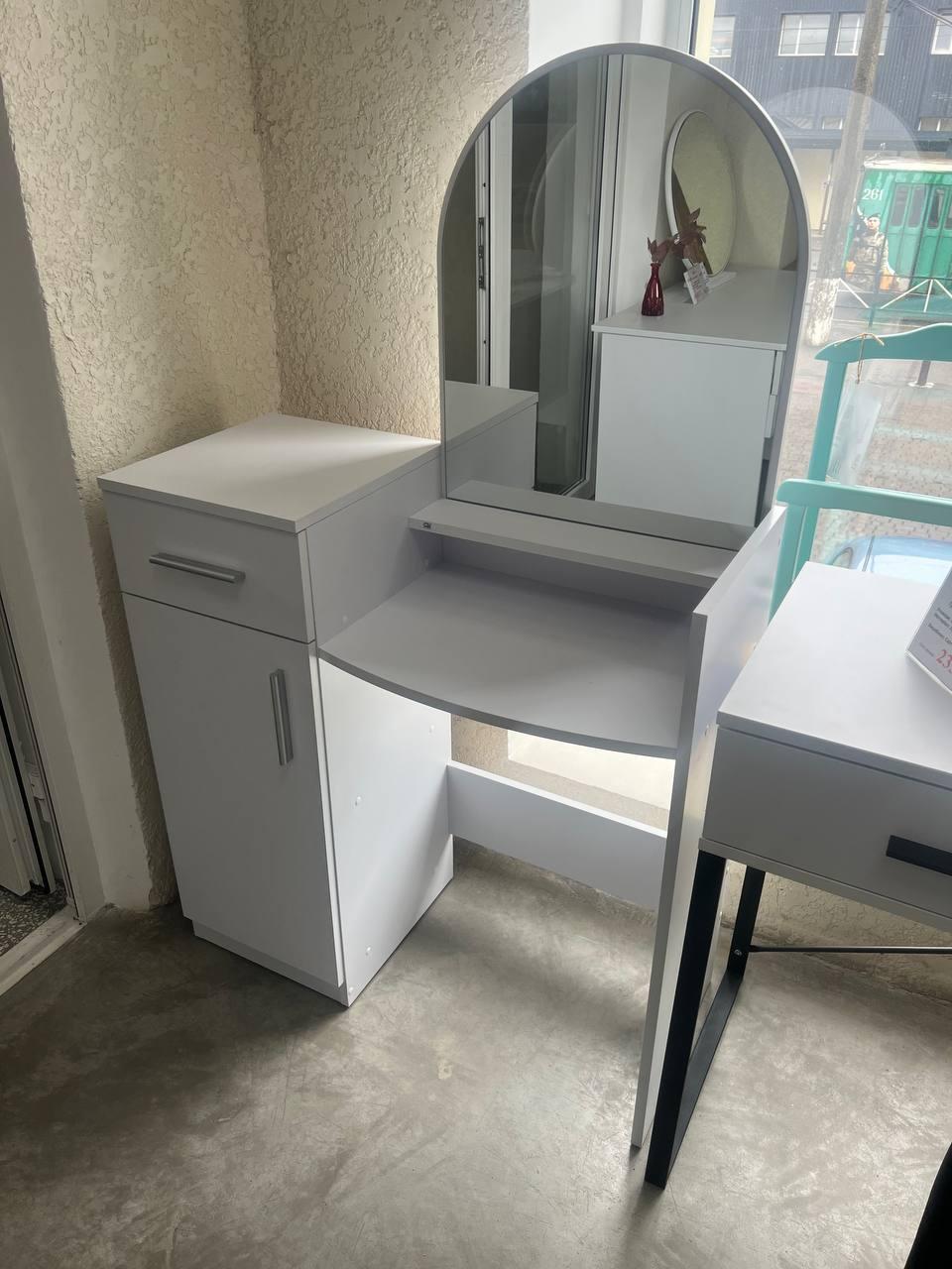 Туалетний Столик Еко 2 — Купить на Bigl Ua ᐉ Удобная Доставка 2197824788