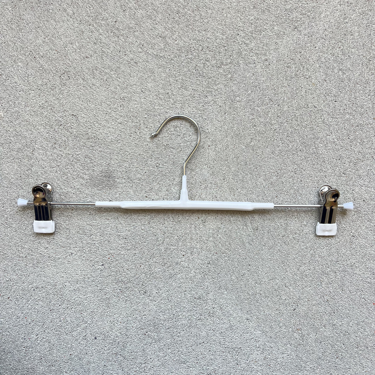 Тремпели плечики вешалка хромированная в силиконе белая 35см. - купить по лучшей цене в Одессе ...