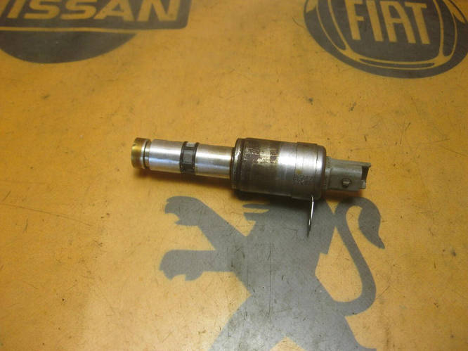 Б/У Электромагнитный клапан фазорегулятора RENAULT MEGANE II 1.6i ...