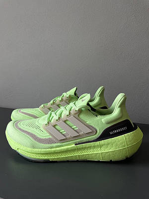 Adidas ultraboost light - купить недорого на Prom.ua: цены, акции и ...