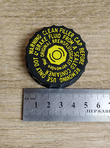 Крышка бачка главного тормозного цилиндра MERCEDES A 202 430 00 14 ...