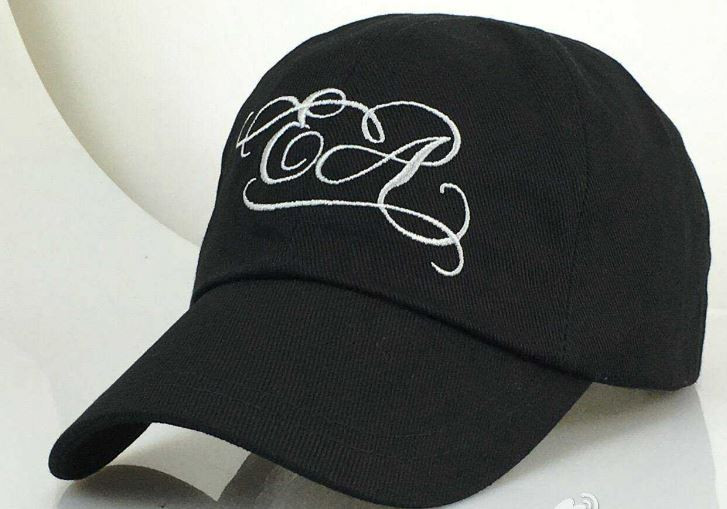 ОРИГИНАЛЬНЫЕ БЕЙСБОЛКИ КЕПКИ EMPORIO ARMANI — Купить Недорого на Bigl ...