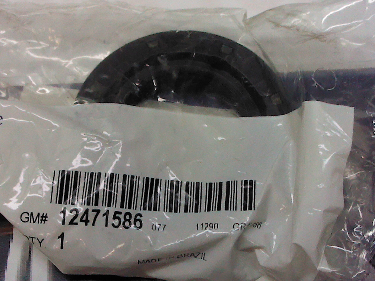 Сальник передней полуоси GMC SAVANNA GM 12471586 (ID#426974651), цена ...