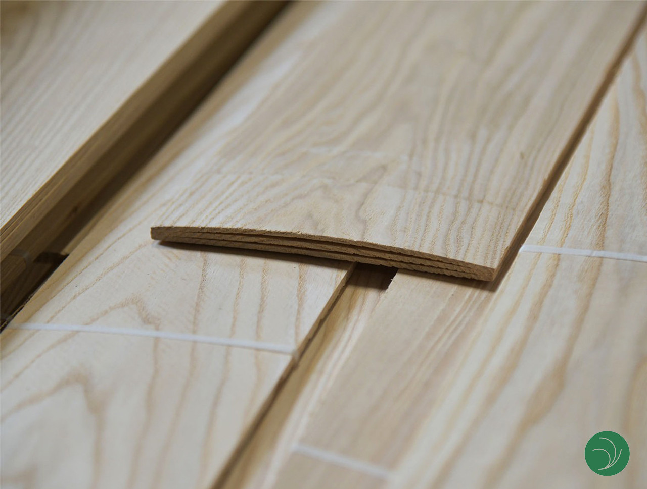 Пиляний шпон ЯСЕН (натуральний) Т: 2,5 мм | Д: 2,10 м + | Ш: 12 см ...