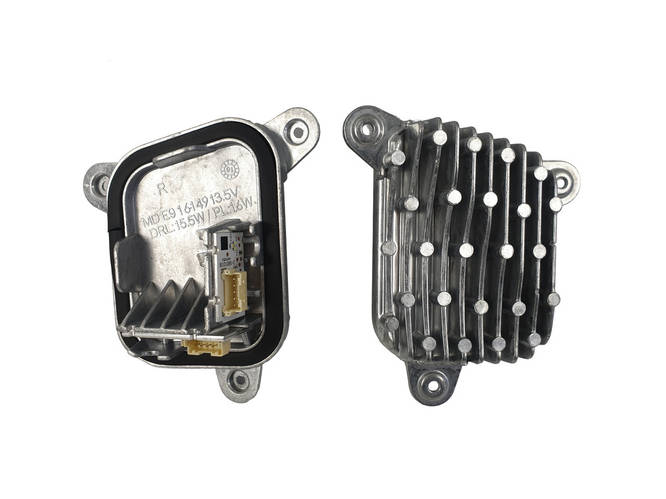 Светодиодный модуль дневного освещения правой фары на бмв 3 серия GT ...