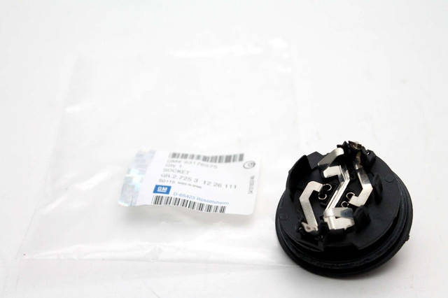 Купить Патрон лампы ближнего света фар GM 93176975 69946350 OPEL COMBO ...