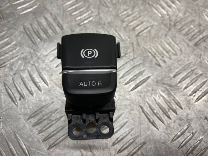 БУ кнопка ручника BMW 5 G30 61315A403D5 (ID#2288468976), цена: 2520 ...