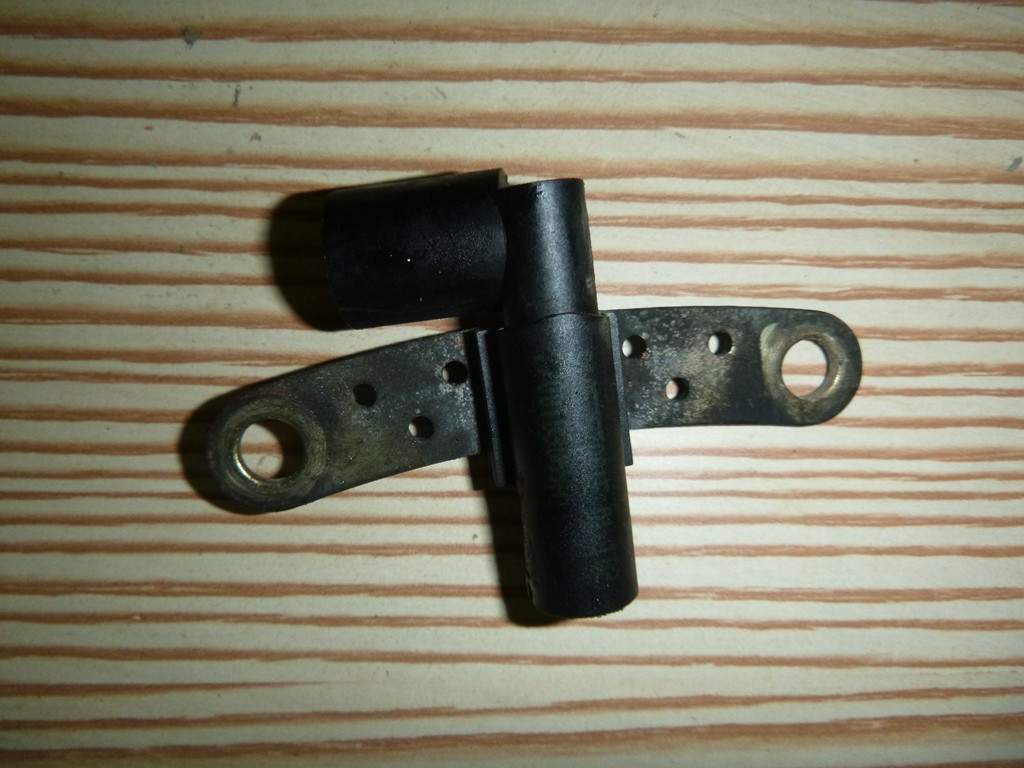 Датчик положення колінчастого валу (1,9 DCI 8V) Renault SCENIC 2 2003 ...