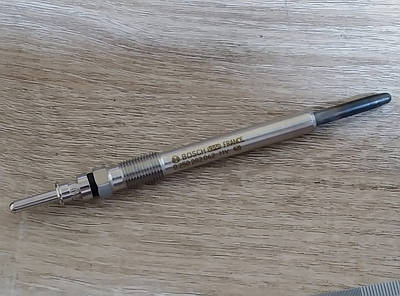 Свічка розжарювання Mercedes W124 2.0D, 2.5D, 3.0D дизель, ціна: 120 ...