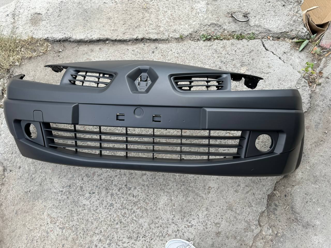 Бампер передний в сборе Рено меган 2 Renault Megane 2006-2008 Бампер ...