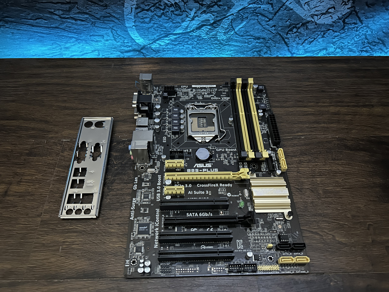 Материнская плата Asus B85-Plus (s1150, Intel B85) Б/У, цена: 1700 ₴, купить на Prom.ua