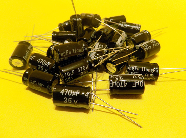 Конденсатори в Дніпропетровській області від компанії "Радіоключ".