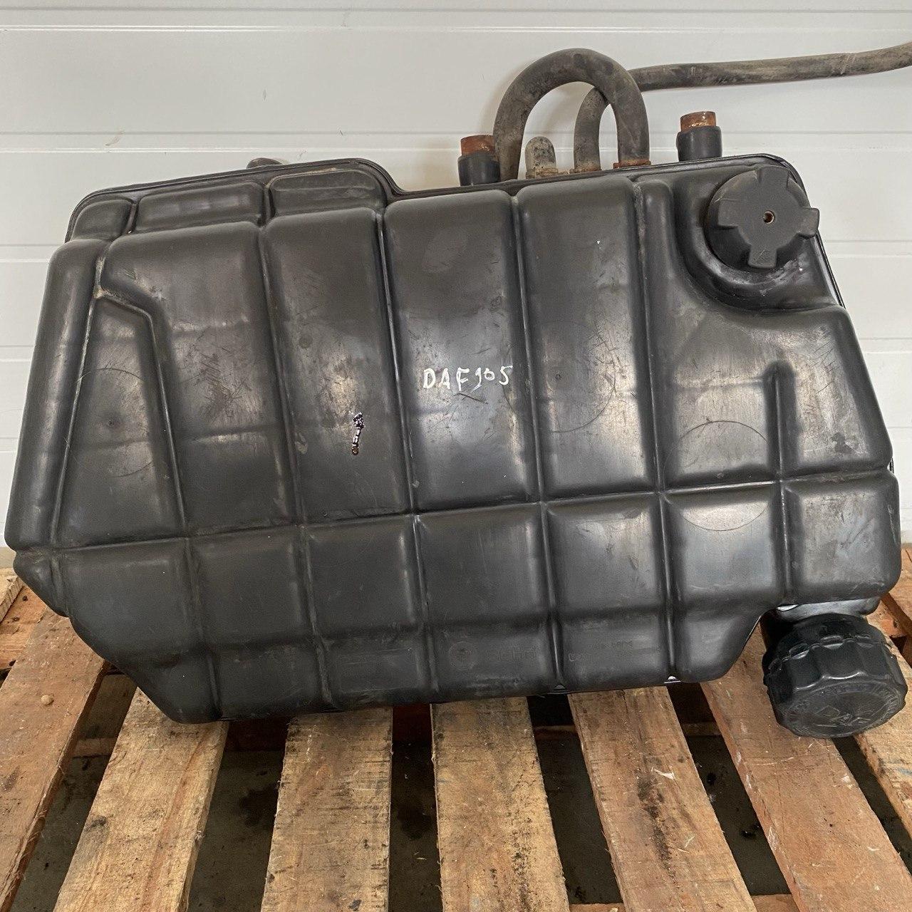 Розширювальний бачок б/в DAF XF105 XF95 1607794 (ID#2323738943), ціна ...