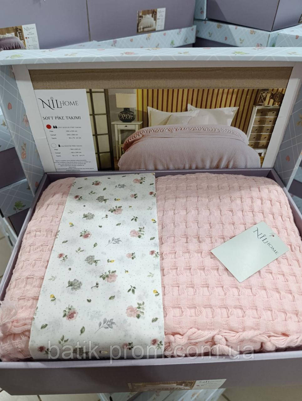 Постільна білизна Nil Home з рожевим мусліновим покривалом 200х220 ...