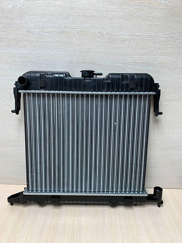 Радиатор охлаждения ДВС Opel Omega A 1986-1994 1.8-2.0 Основной ...