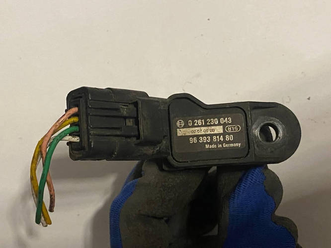 Датчик абсолютного тиску 0 261 230 043 / 0261230043 / 96 393 814 80 ...