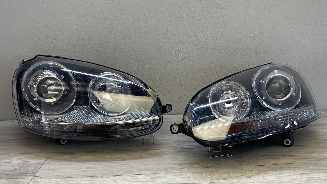 Тюнінгові передні фари Volkawagen Golf 5 / Jetta в стилі GTI, ціна ...