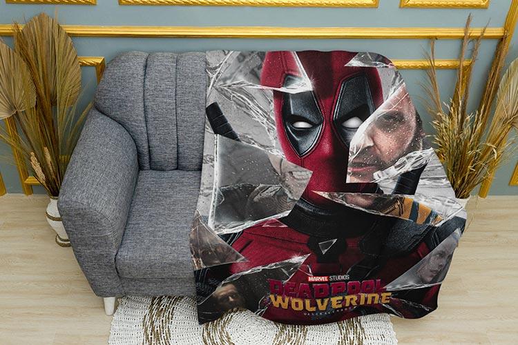 Плед «Deadpool vs Wolverine. Broken glass. Movie» Однослойный, 150х210 ...