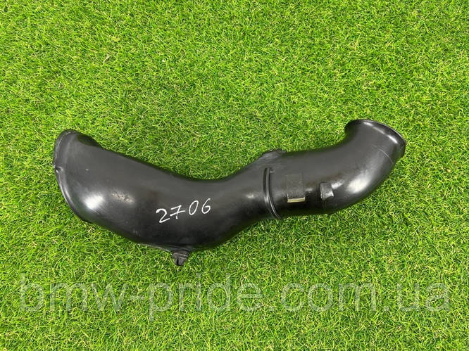 Патрубок повітряного фільтра Volkswagen Touareg NF 3.6 2011 (б/у) (ID ...