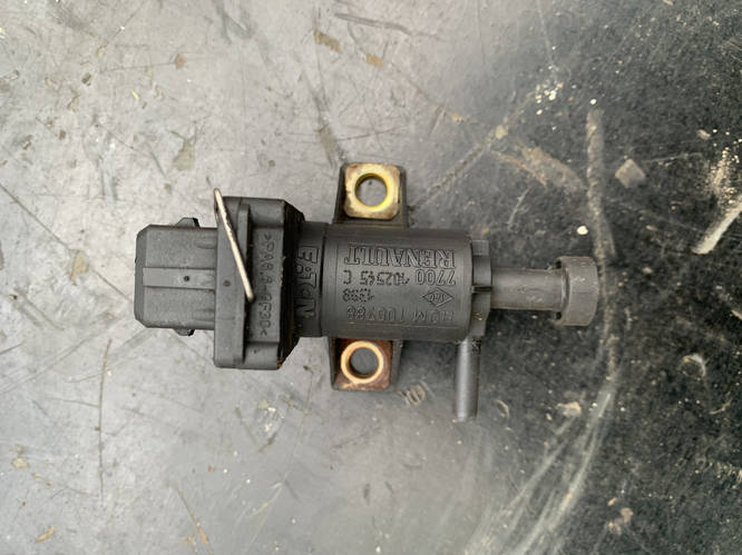 Клапан керування EGR Renault Kangoo 1.9D 1998-2008 7700102545 (ID ...