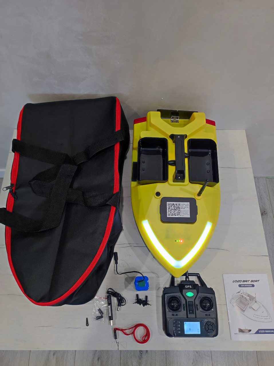 Кораблик карповий для прикорму Flytec V020 GPS 40 пікселів 5200mAh (ID ...