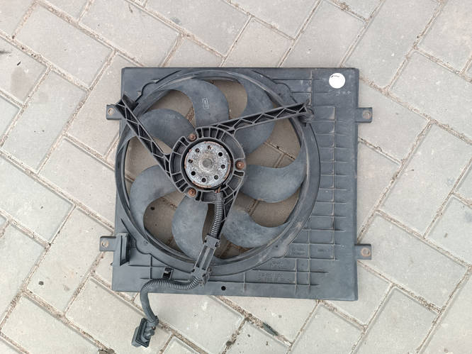 вентилятор радиатора с диффузором VW Golf 4, 1.4i, 16V\1J0121207 (ID ...