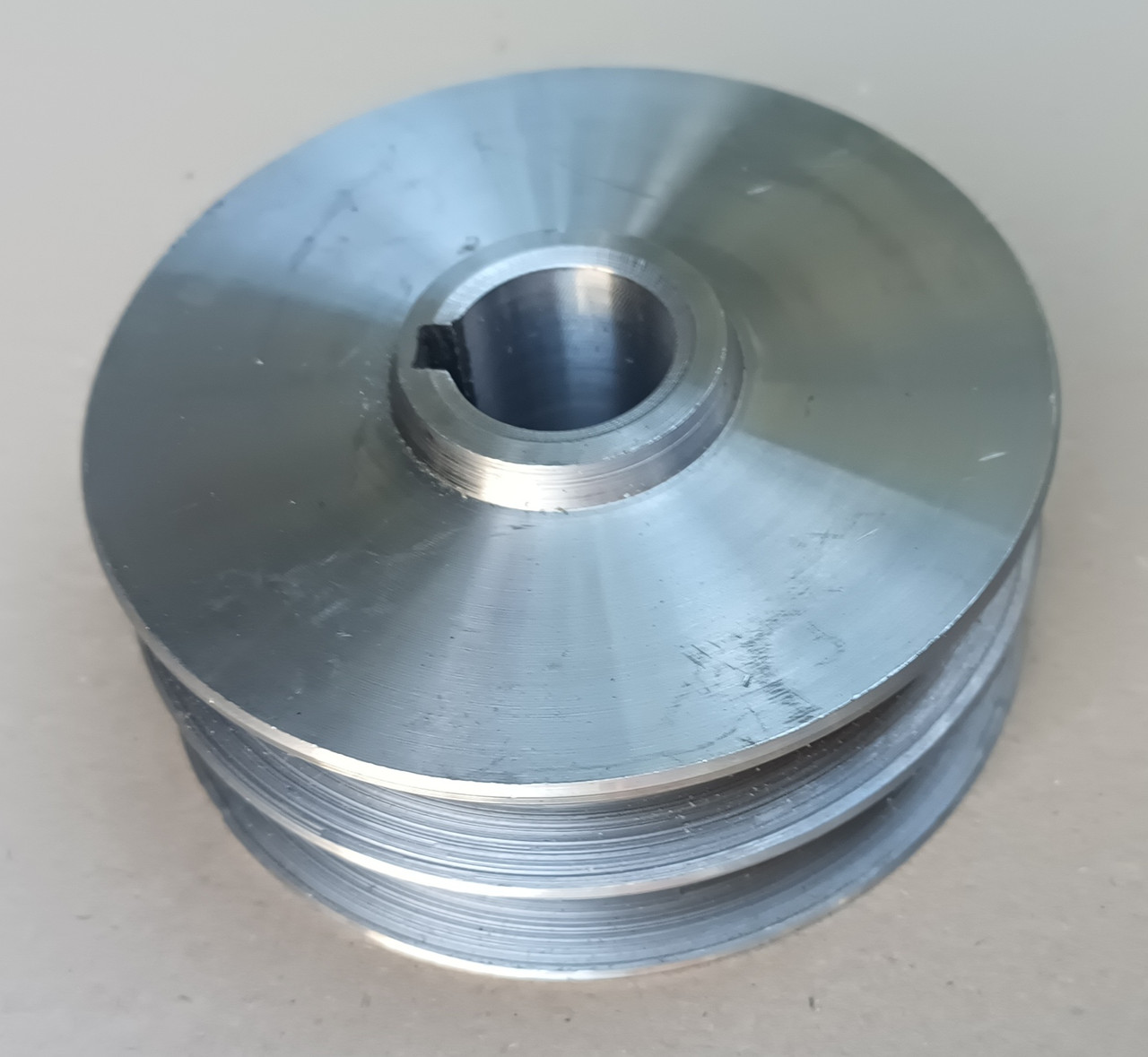 Шкив ремня ведущий 2 ручья (посадочный Ø25мм наружный Ø105мм) профиль Б ...