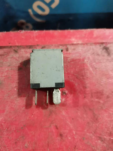 Реле Peugeot Citroen 13500587, цена: 84 ₴, купить на Prom.ua