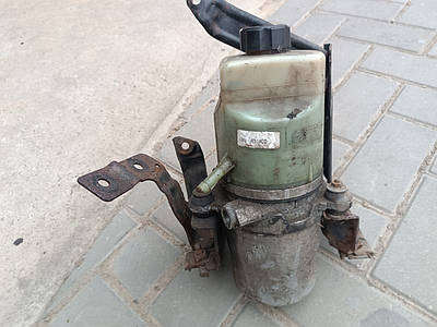 Насос ГУР/ насос гідропідсилювача керма 4M513K514CC для Ford C-Max/Focus II/Kuga (ID#1892902655 ...