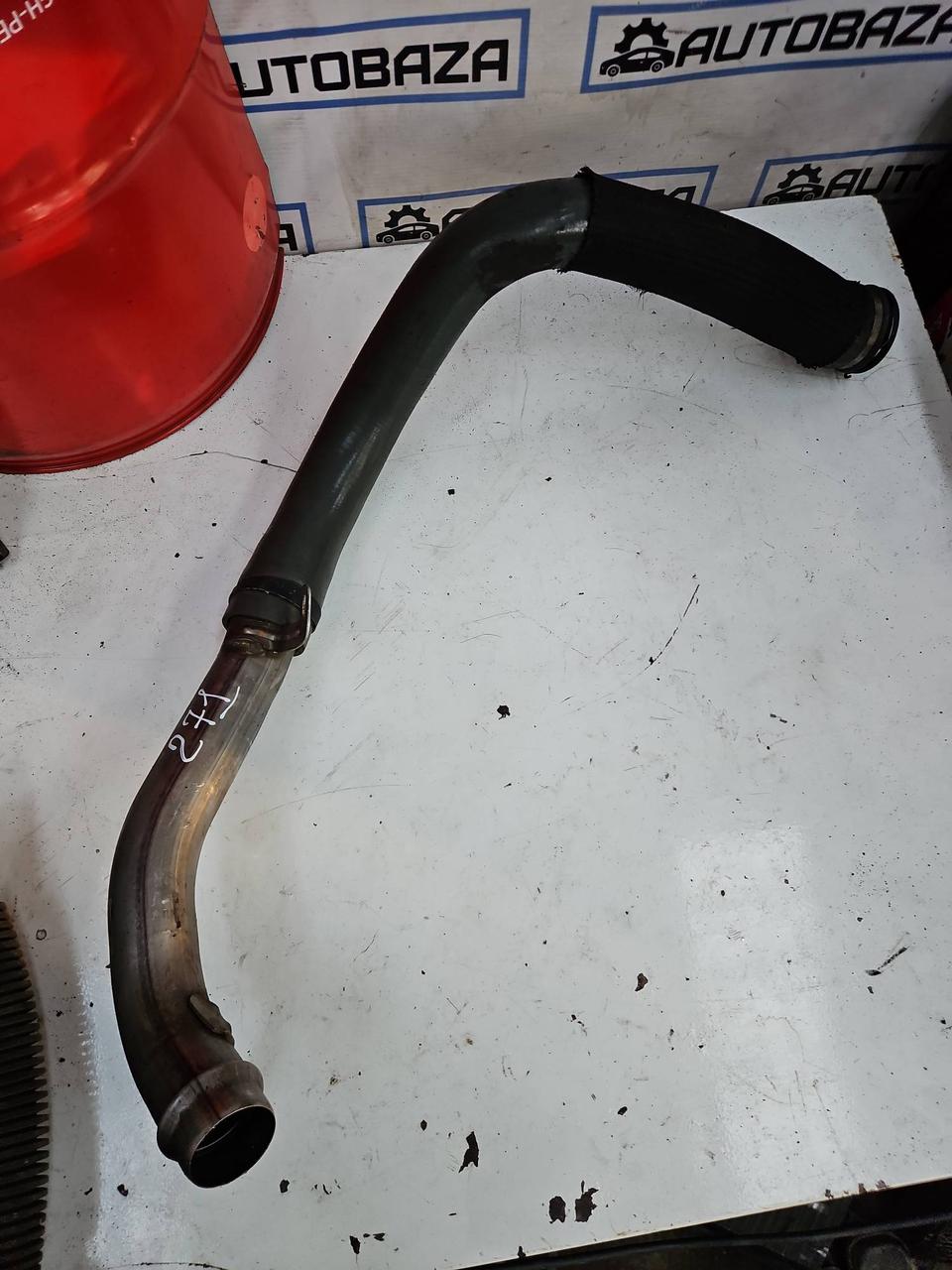 Патрубок інтеркулера Renault Laguna III 1.5dCi 8201047770 /271/ (ID ...