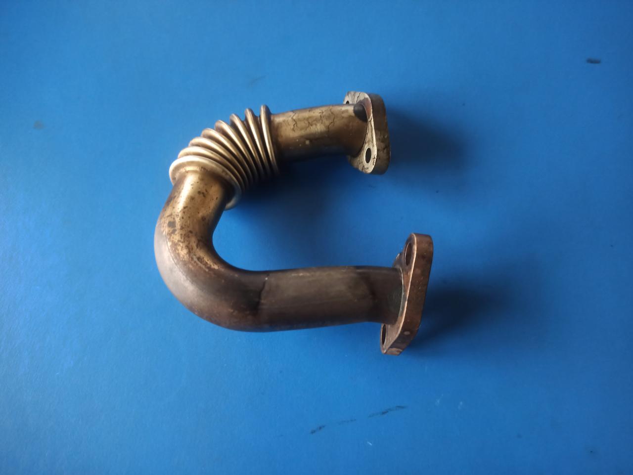 03P131521B VAG Патрубок клапана EGR (трубка соединительная) Volkswagen ...