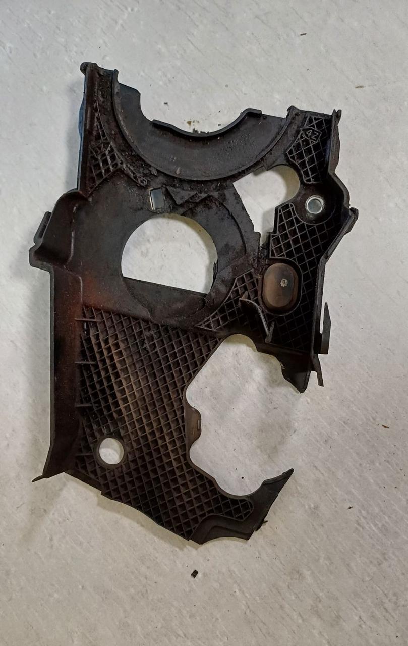 Захист ремня грм внутрішній верхній VW Skoda Audi 1.9 tdi 045109145H ...