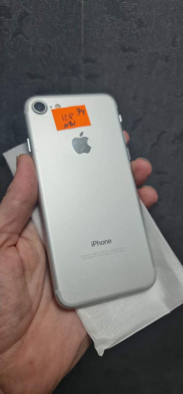 Смартфон Apple Iphone 7 128 gb Silver Neverlock Гарантія (ID#2380455893), ціна: 3590 ₴, купити ...