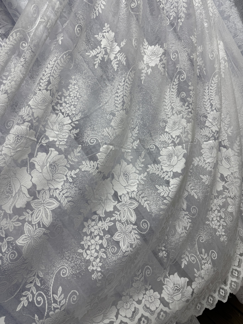 Тюль білий жакард із ламбрекеном Dolli купити за найкращою ціною в Хмельницькому від компанії