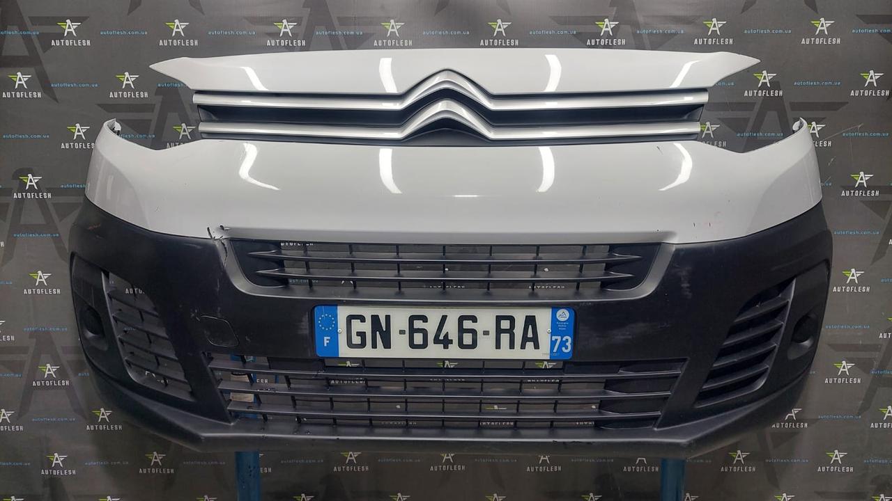 Купить Бампер передний в сборе 1615649280, 1615050480 Citroen Jumpy III ...