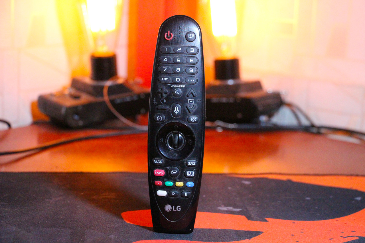 Пульт LG Magic remote AN-MR19BA для смарт телевізорів LG 2019, лазерна ...