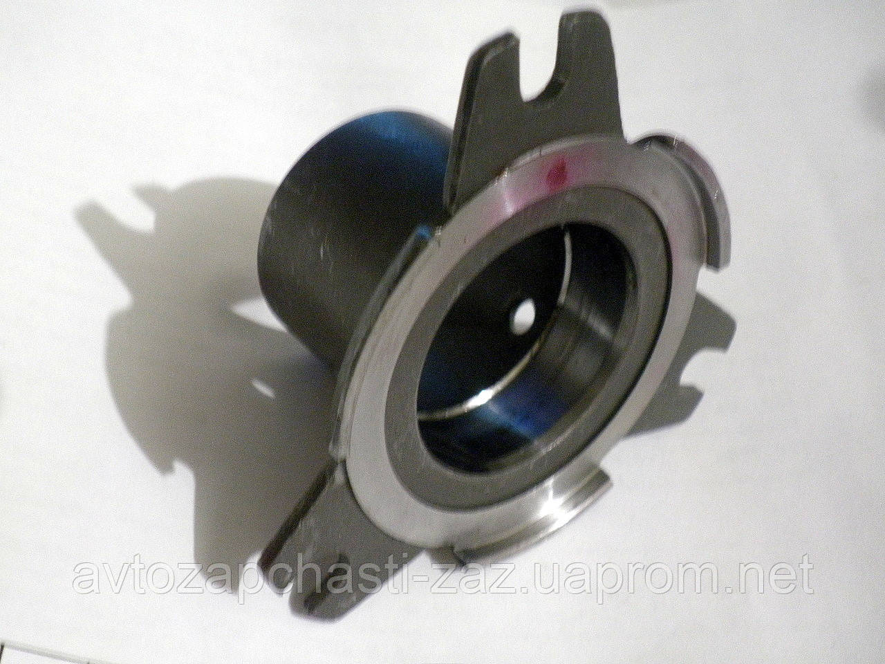 Втулка выжимного подшипника 94580547. Направляющая втулка выжимного ...