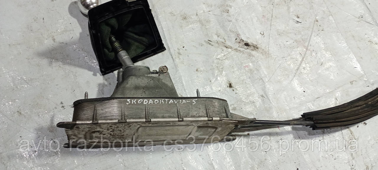 Кулиса переключения передач МКПП 1k0711049at Skoda Octavia A5, цена ...