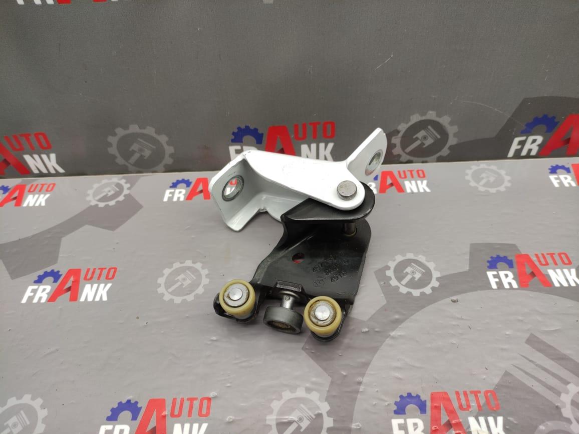 Ролик боковой двери правый 8200497637 для Renault Kangoo 2 (ID ...