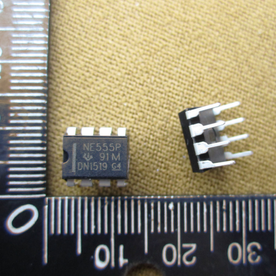 NE555P, Прецизионный таймер DIP8 (КР1006ВИ1, =LM555): продажа, цена в ...