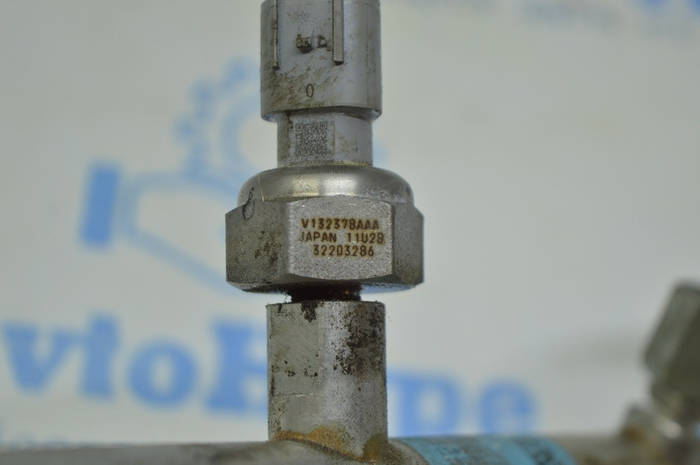 Датчик тиску палива в рампі Volvo S90 16- 32203286 (ID#2426450751 ...