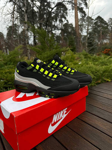 Стильные кроссовки Nike Air Max 95 на мужчину Кроссовки Nike Air Max 95 ...