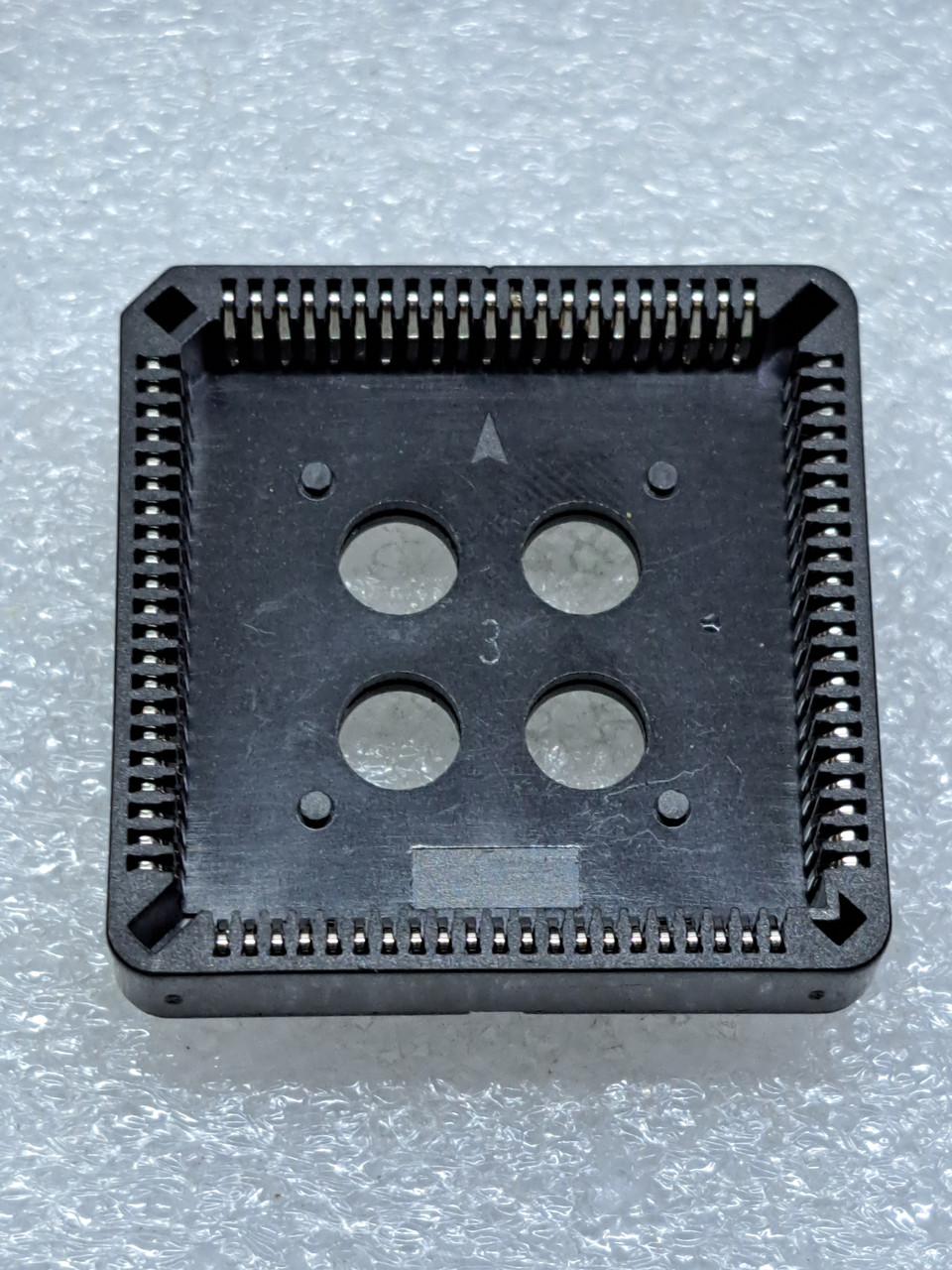 Панель PLCC-84 (ID#2467770579), цена: 40 ₴, купить на Prom.ua