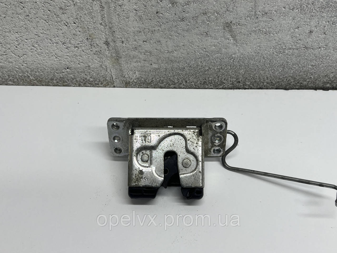 Замок крышки багажника Opel Zafira A, Astra G, Meriva A, Vectra B ...