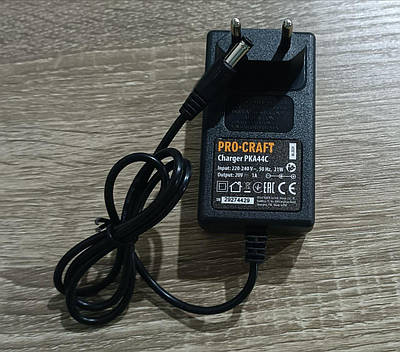 Зарядний пристрій для акумуляторного тримера Procraft PTA24 20V 2Ah, ціна: 149 ₴, купити на Prom.ua