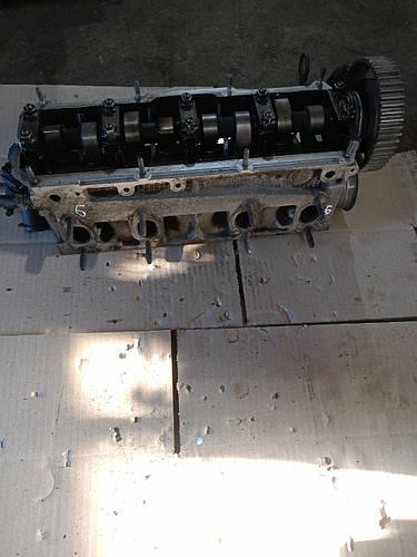 Головка Volkswagen Golf IV / ВВ Гольф 4 1.6 бенз 06B 103 373 A ...