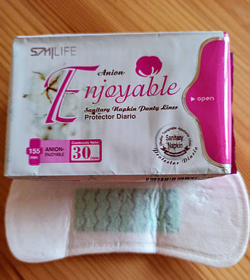 Жіночі прокладки SMILIFE (щоденні) з анионовыми чіпами і 8ми рівневої ...