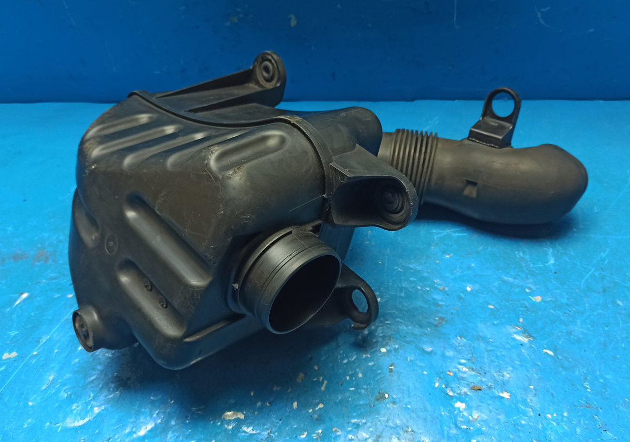 Резонатор повітряного фільтра для CADDY 3 EOS GOLF PASSAT B6 TOURAN A3 ...