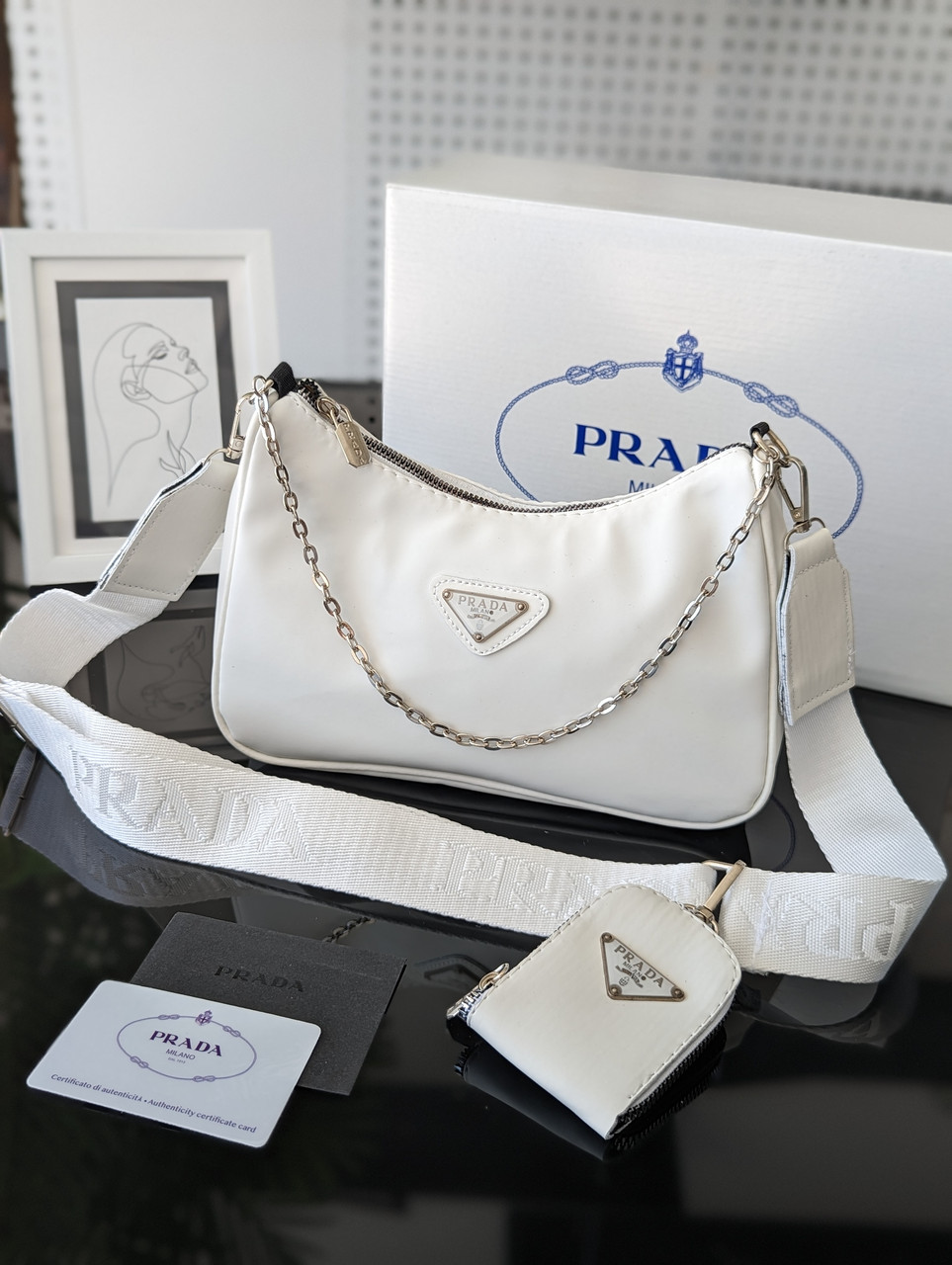Prada біла нейлон, цена: 845 ₴, купить на Prom.ua