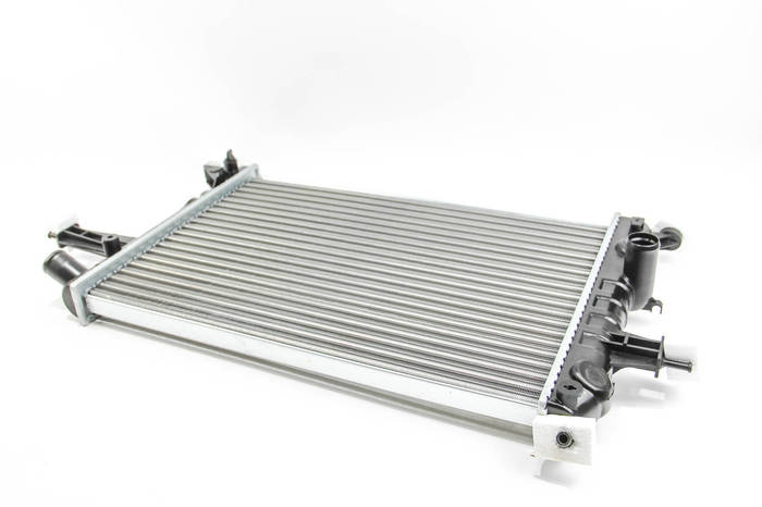 Радиатор охлаждения двигателя ASTRA G/ZAFIRA A 1.4i/1.6i 16V98-, LORO ...